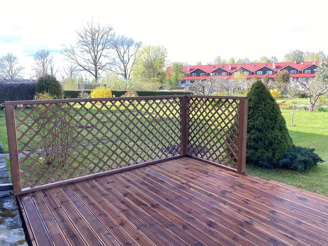 Puidust võreseinad, piirded ja moodulid - Sunside Group OÜ